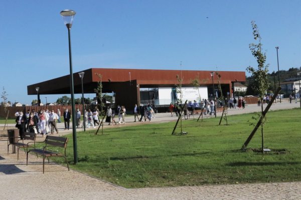 Rio Maior inaugura espaço de lazer